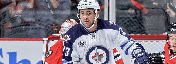 Dustin Byfuglien Returns After Missing 16 Games