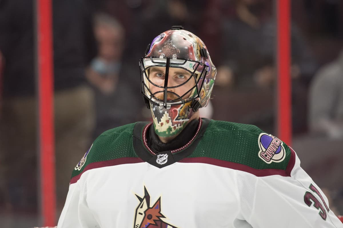 Dallas Stars acquire goaltender Scott Wedgewood from Arizona Coyotes