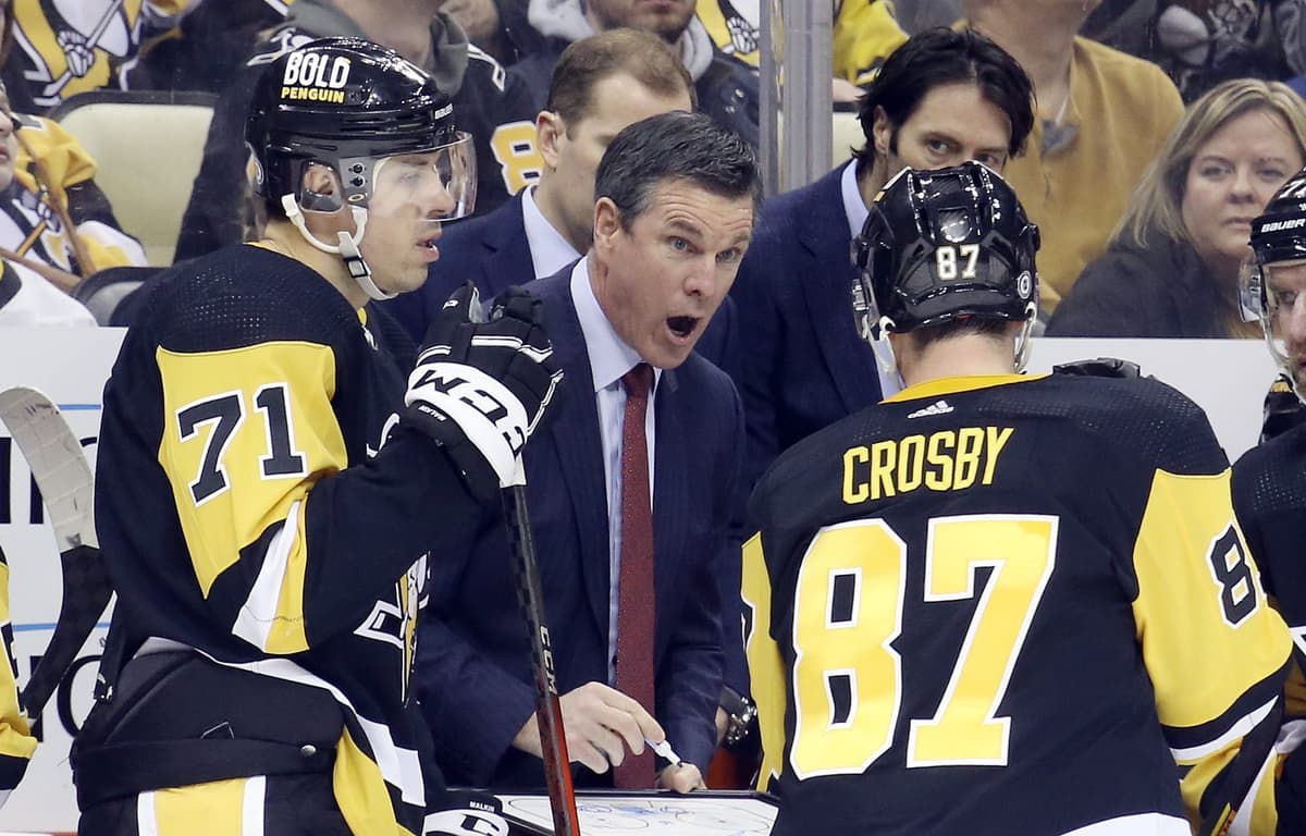 Pittsburgh Penguins sign head coach Mike Sullivan to three-year ...