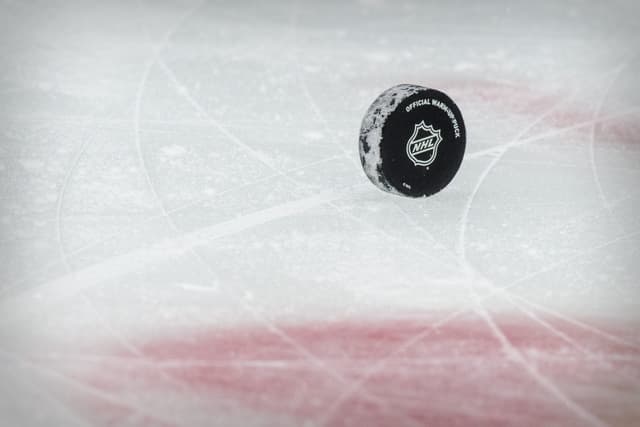 Former NHLer Forbes Kennedy passes away at 90