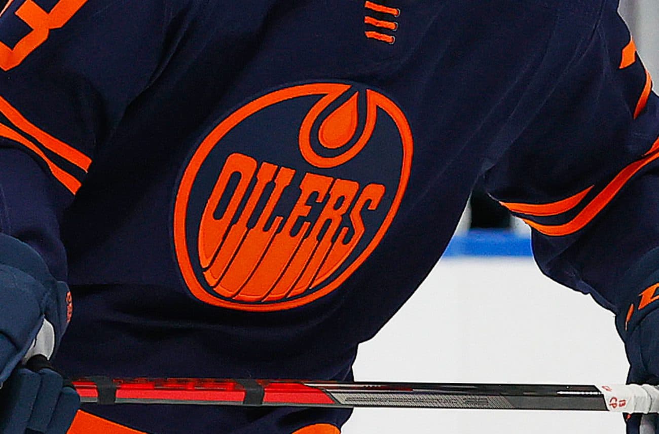 Oilers sign Connor Clattenburg to entry-level contract