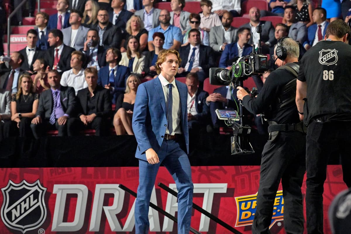 Arizona Coyotes prospect Logan Cooley showing superstar potential on ...