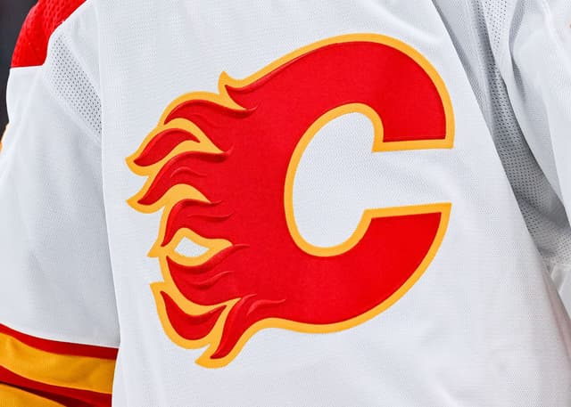 Flames sign Theo Stockselius to three-year, entry-level contract