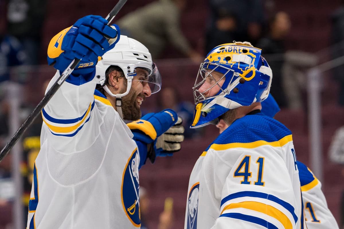 At 41, Craig Anderson continues to turn back the clock for the Buffalo ...