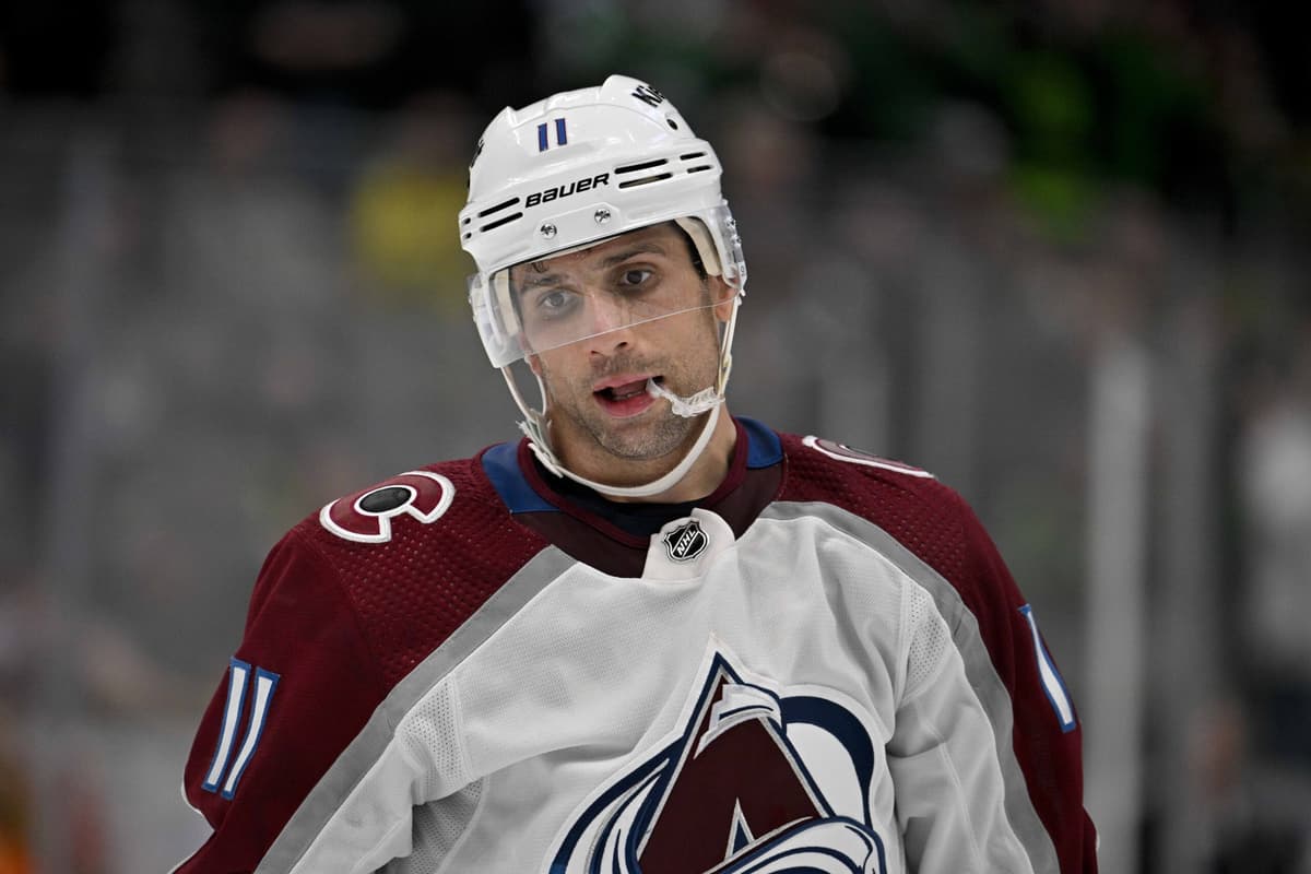 Andrew Cogliano returns to Colorado Avalanche on one-year deal