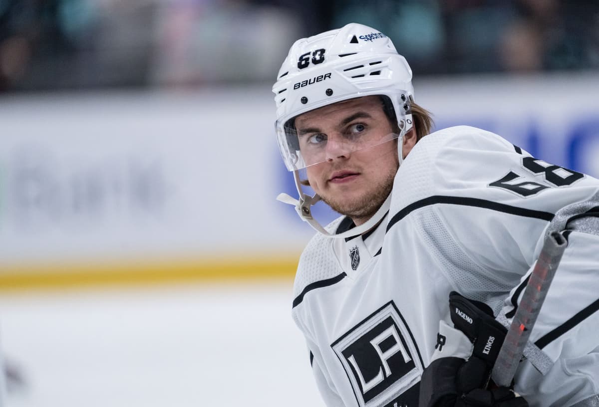 Los Angeles Kings sign forwards Samuel Fagemo, Tyler Madden to one-year ...