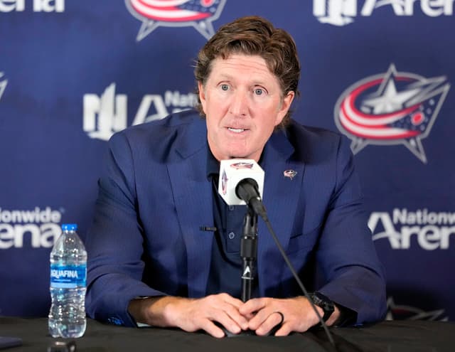 Report: Oilers consulting with NHLPA before potential hire of Mike Babcock