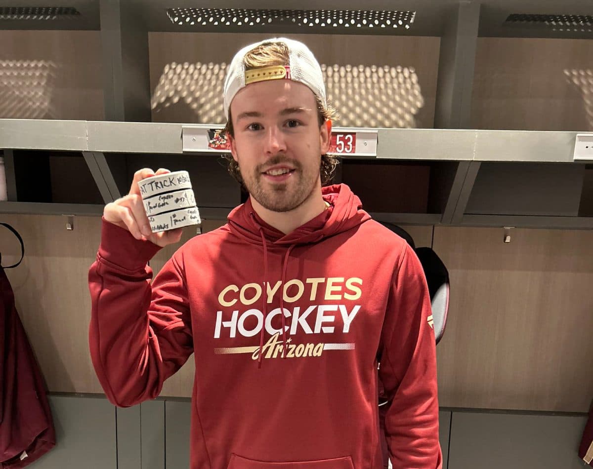 Michael Carcone overshadows Cooley/Bedard showdown in 8–1 blowout at ...