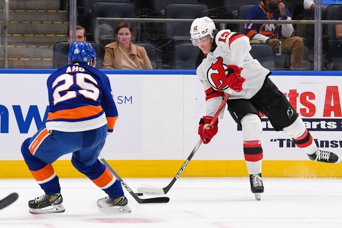 New Jersey Devils trade Tyce Thompson to New York Islanders for Arnaud ...