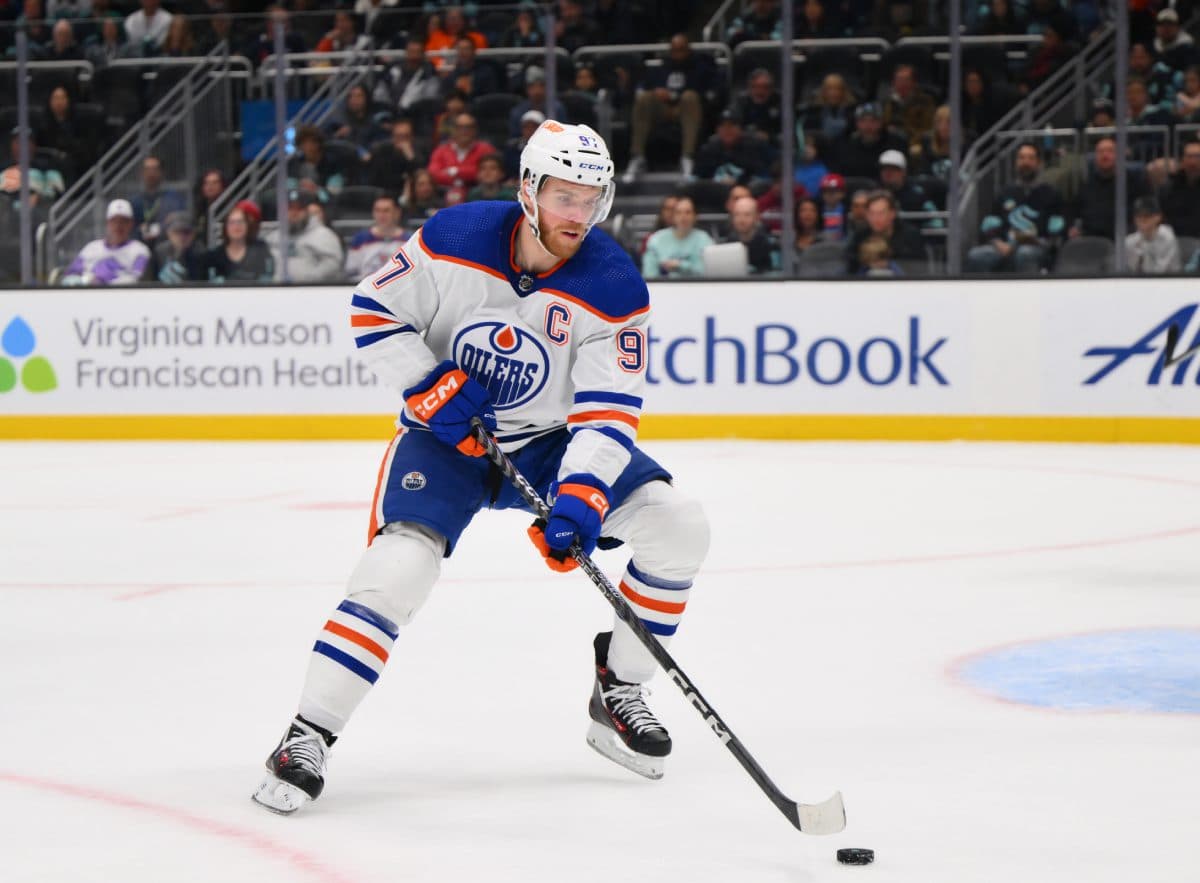 Oilers’ Connor McDavid becomes sixth NHLer to record seven 100-point ...