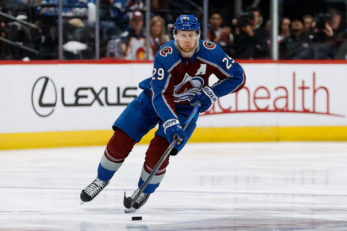 Colorado Avalanche forward Nathan MacKinnon named 2024 Ted Lindsay ...
