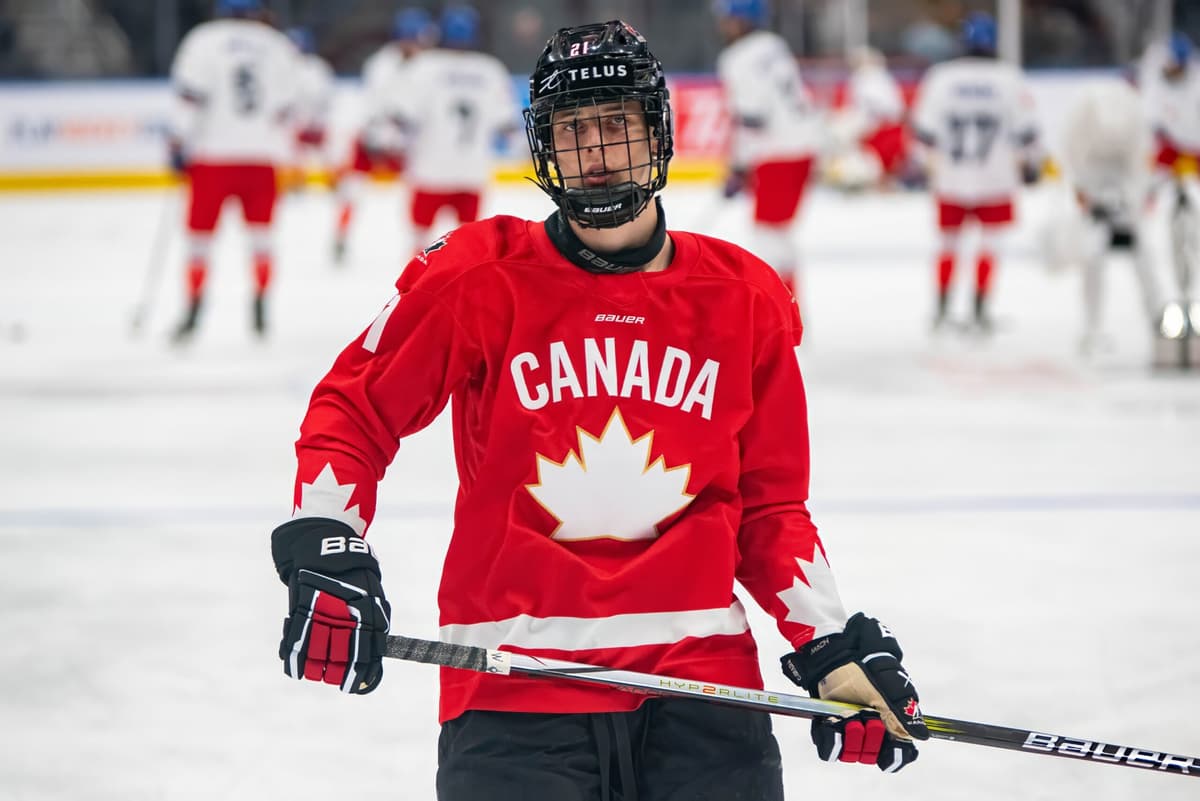 Lightning select Ethan Czata No. 56 overall in 2025 NHL Draft