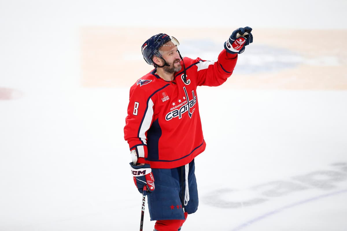 When should we expect Alex Ovechkin to score goal No. 895? - Daily ...