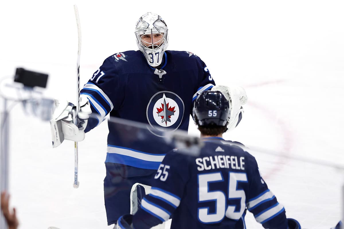 The pressure is on for Jets’ Connor Hellebucyk to perform in the playoffs
