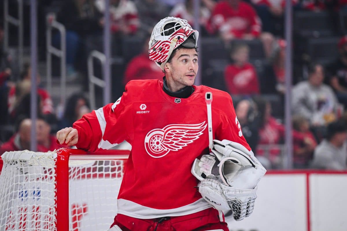 Red Wings’ Alex Lyon out day-to-day with lower-body injury