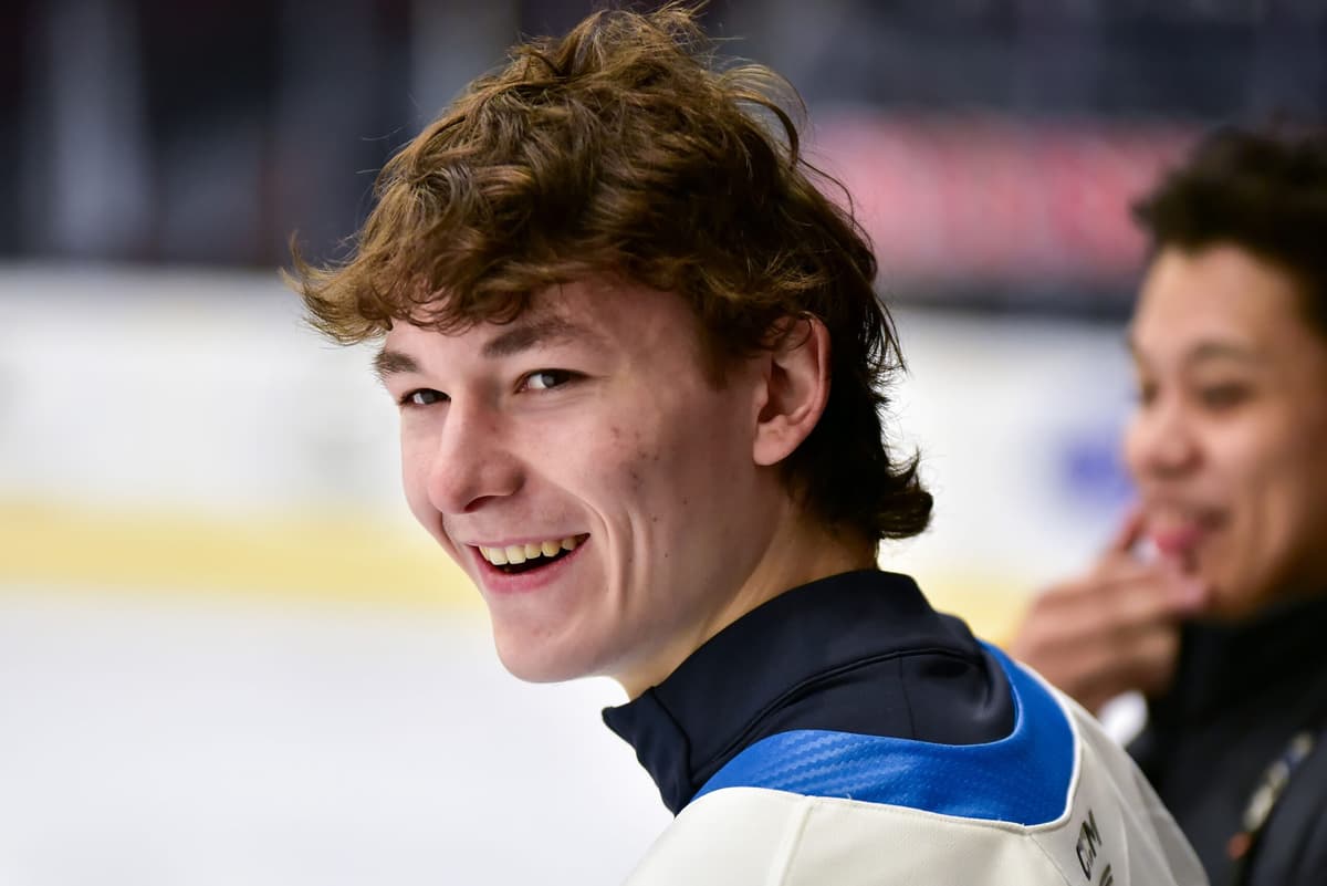 Islanders ‘would be stupid if they didn’t pick’ Matthew Schaefer, says ...