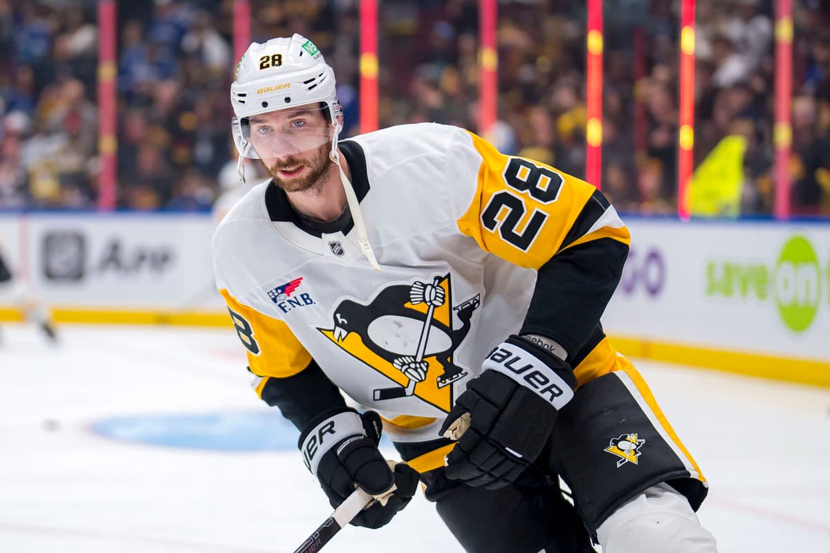 Canucks acquire Pettersson, O’Connor from Penguins for Heinen ...