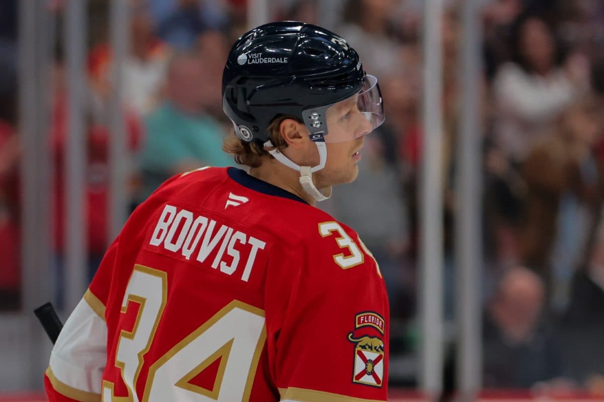 Islanders claim Adam Boqvist off waivers from Panthers