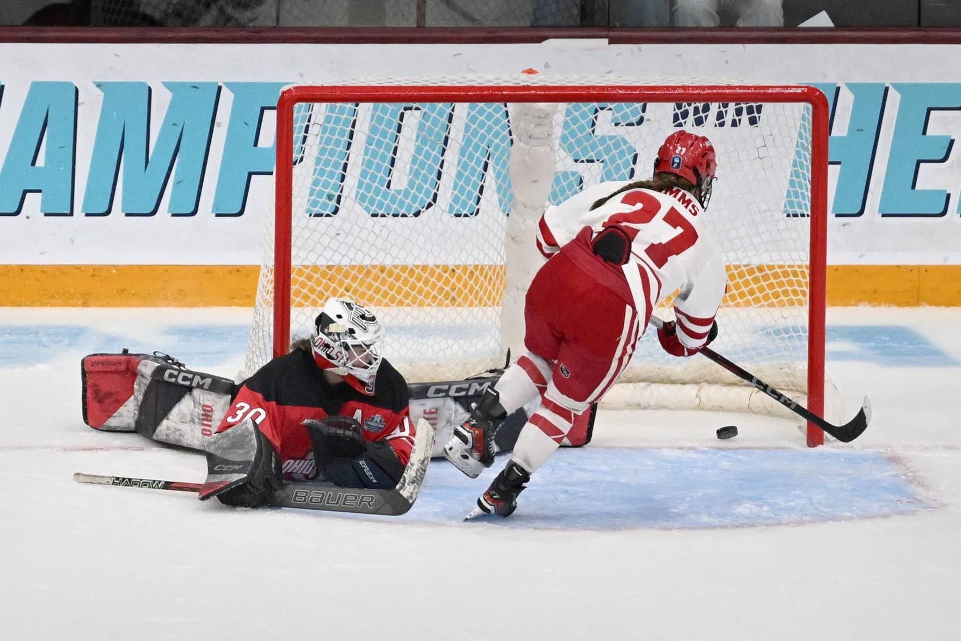 Kirsten Simms’ heroics help Wisconsin beat Ohio State to win NCAA women ...