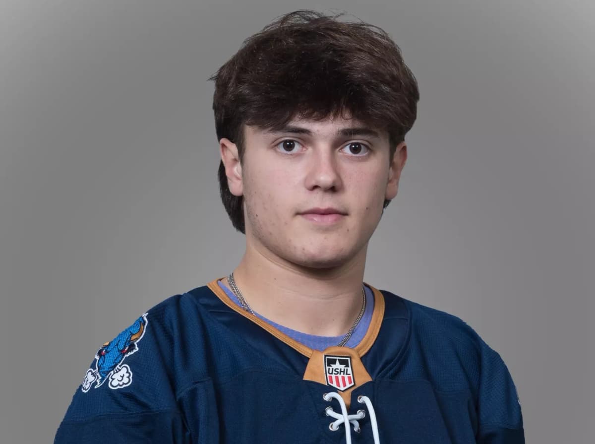 Ethan Wyttenbach, Sioux Falls Stampede Star, Wins USHL's Gaudreau Award ...
