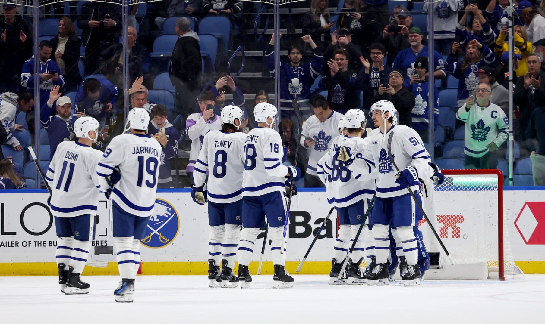 Toronto Maple Leafs clinch first-ever Atlantic Division title