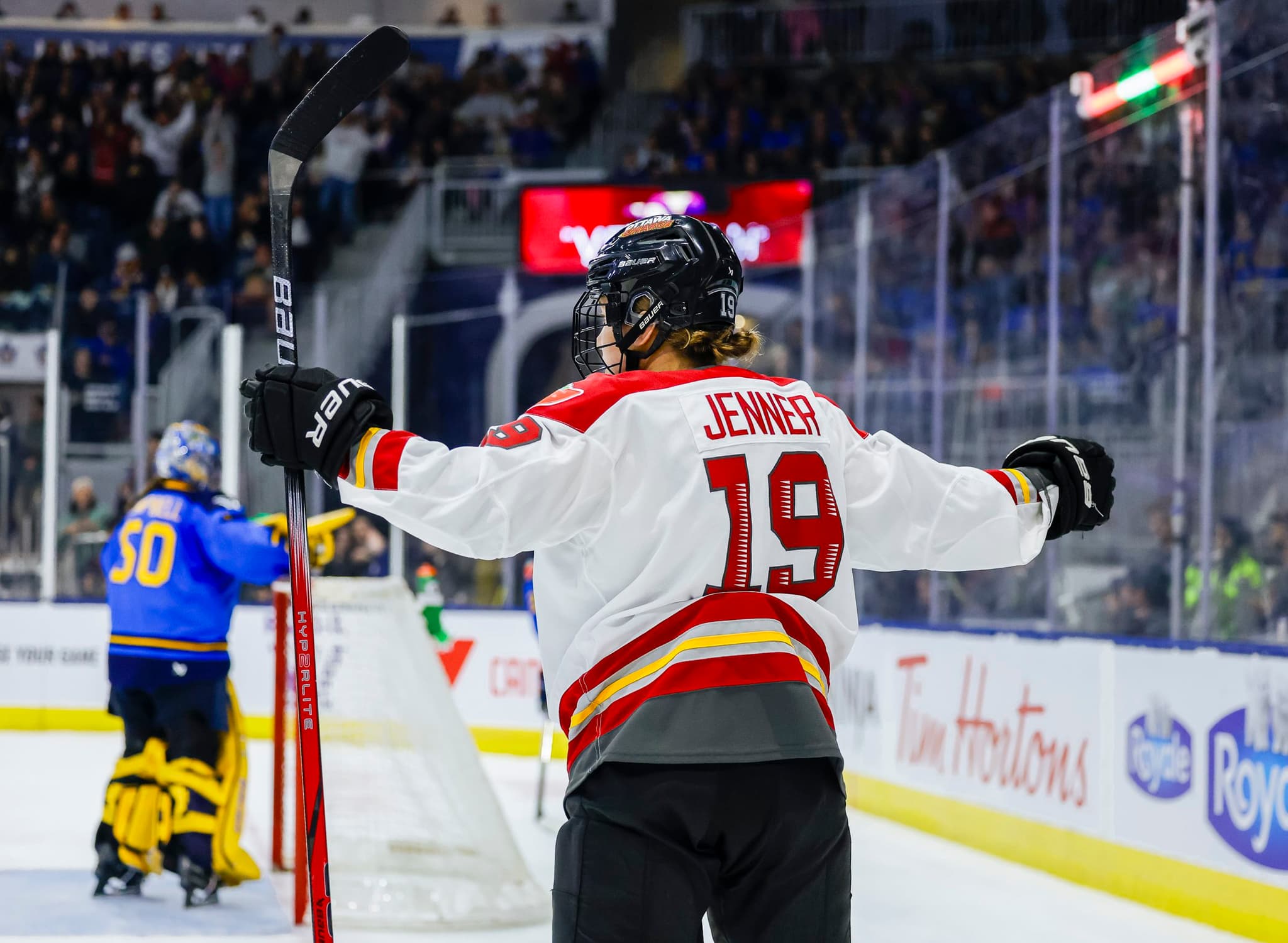 Charge, Frost earn PWHL Playoff berths; Victoire secures first place