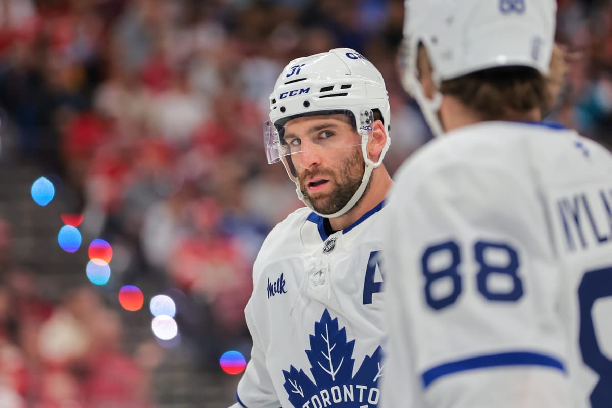 Leafs re-sign John Tavares to four-year contract