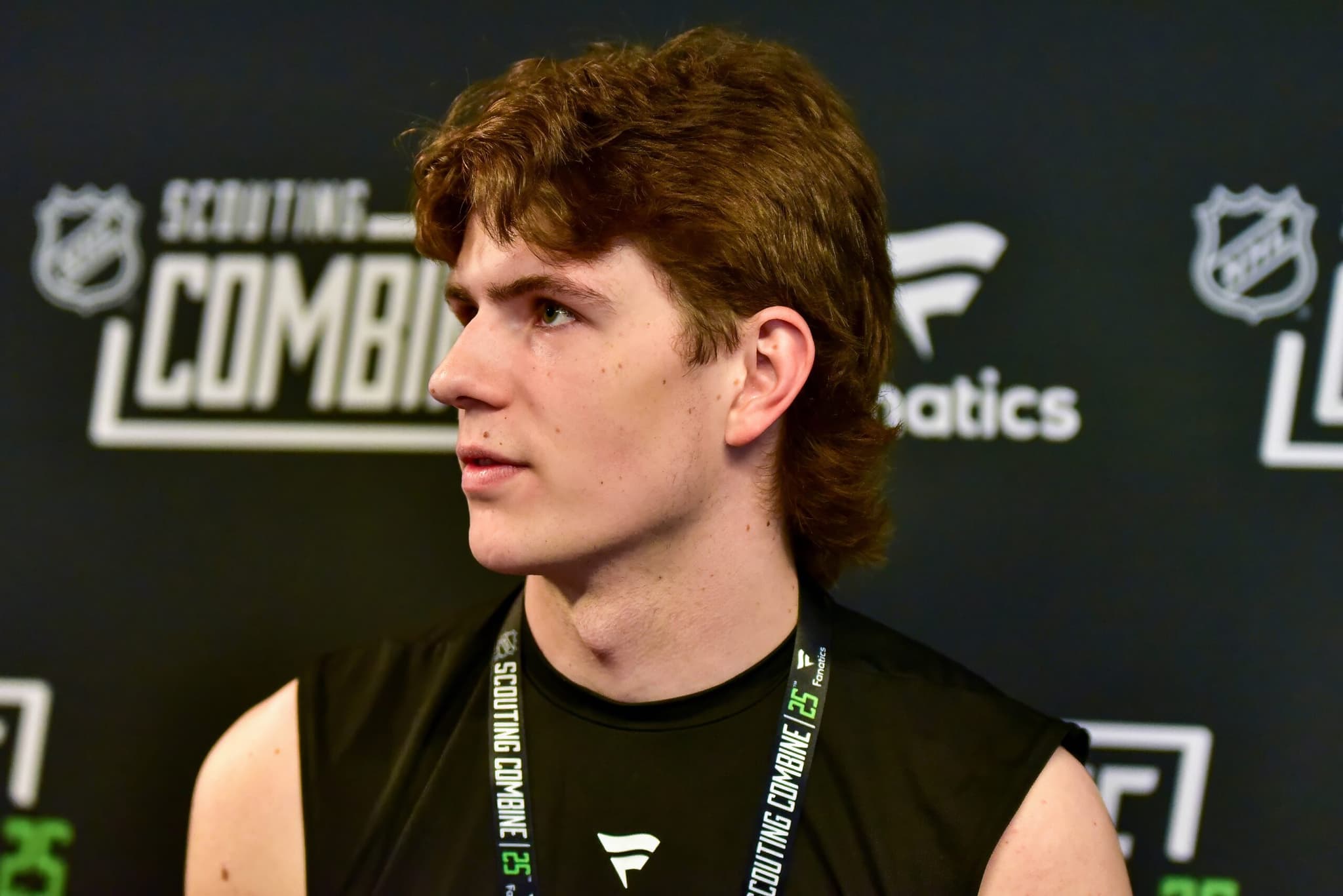 Flyers select Jack Nesbitt No. 12 overall in 2025 NHL Draft