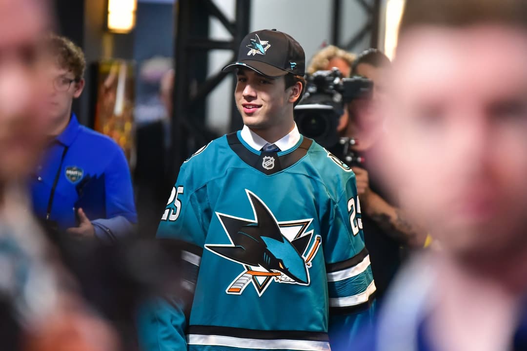 Sharks sign top prospect Michael Misa to entry-level contract