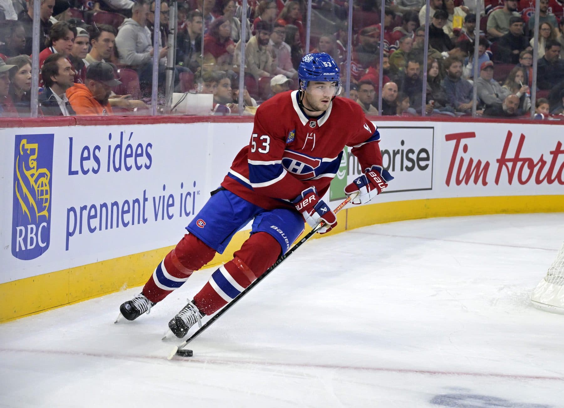 Canadiens’ Noah Dobson suffers upper-body injury, will be re-evaluated ...