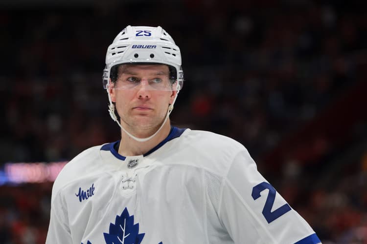 Leafs’ Brandon Carlo expected to return in January after undergoing surgery