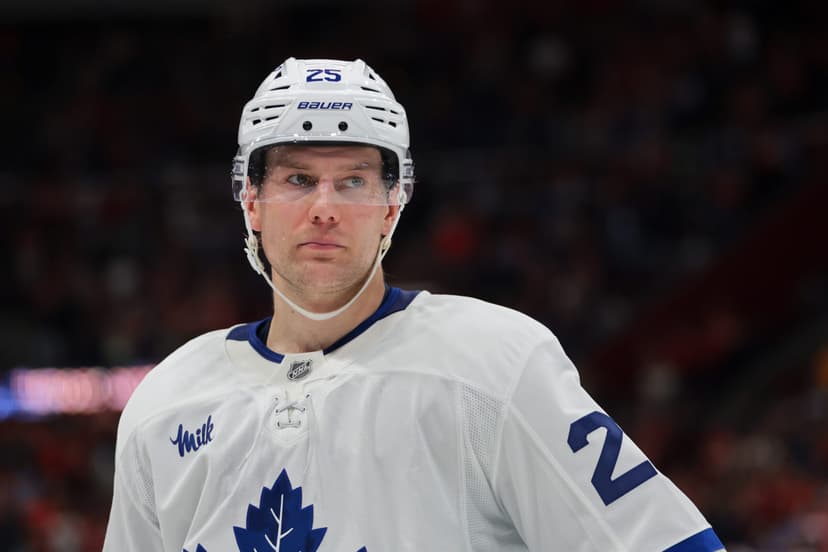 Leafs’ Brandon Carlo expected to return in January after undergoing surgery
