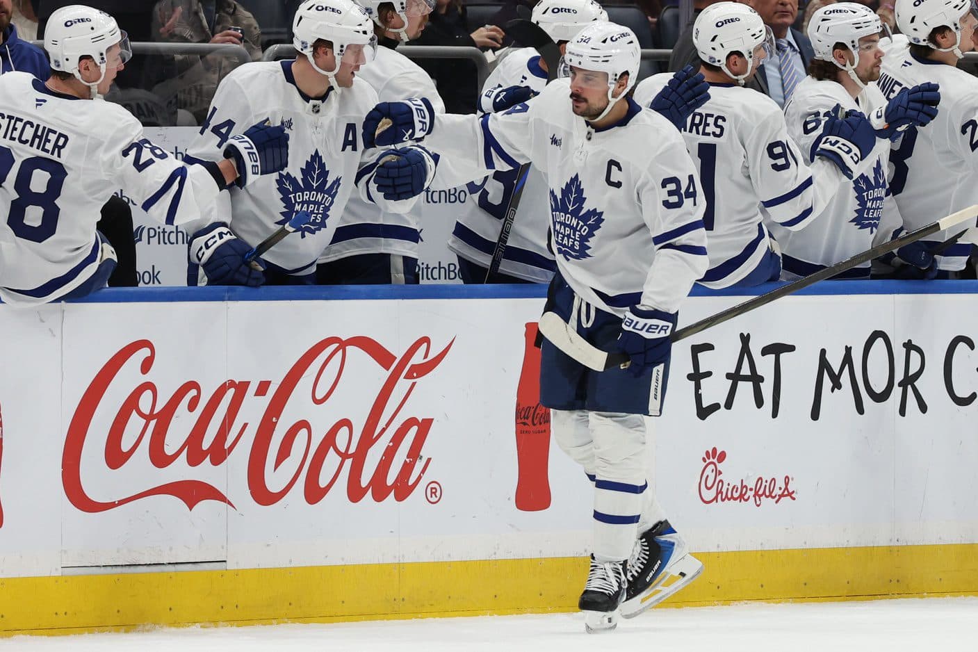 Auston Matthews breaks Maple Leafs’ all-time goals record