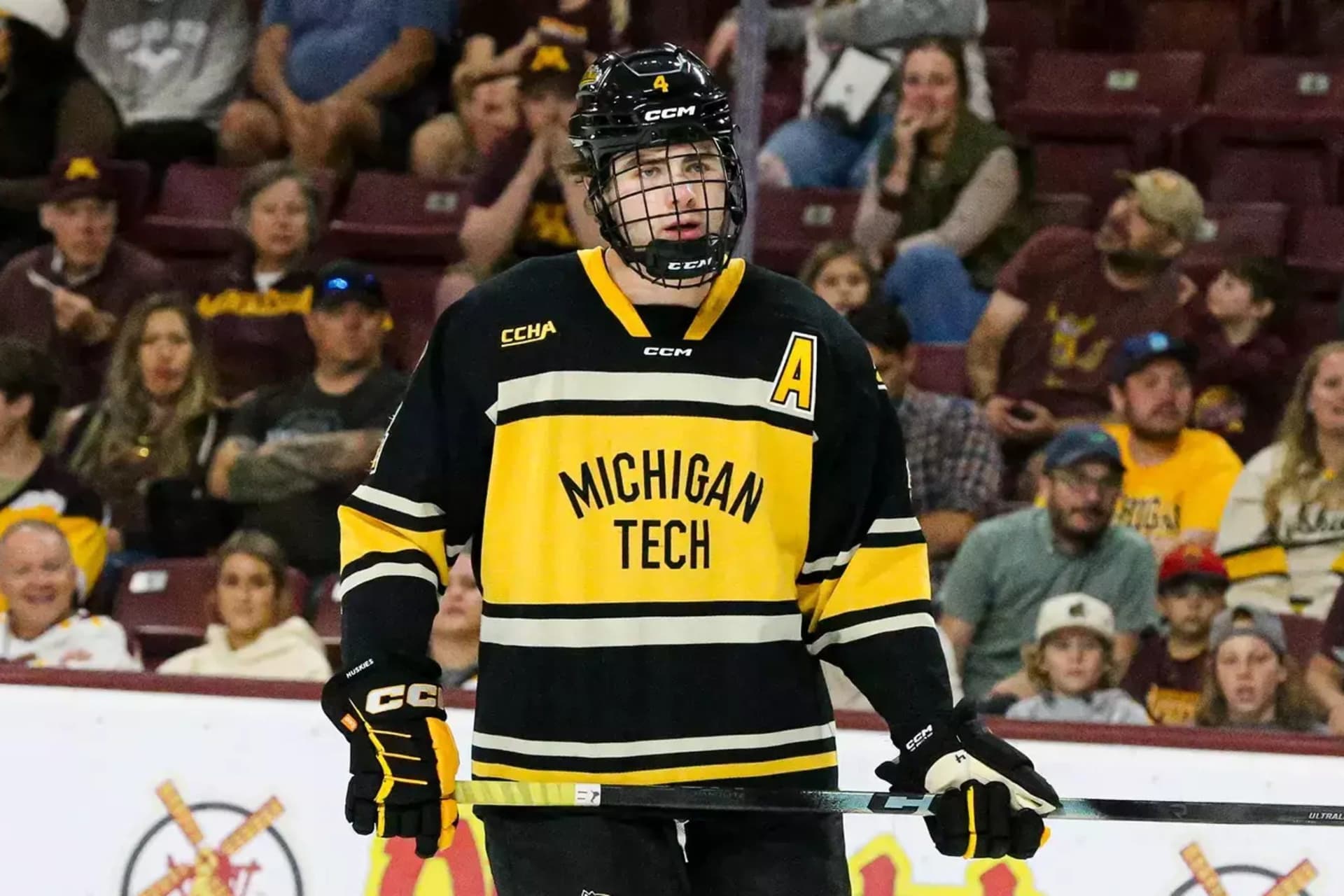 Stars sign college UFA Jack Anderson to entry-level contract
