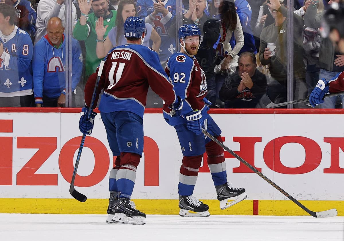 Avalanche Face Challenges as Aging Stars Raise Future Concerns - BVM Sports