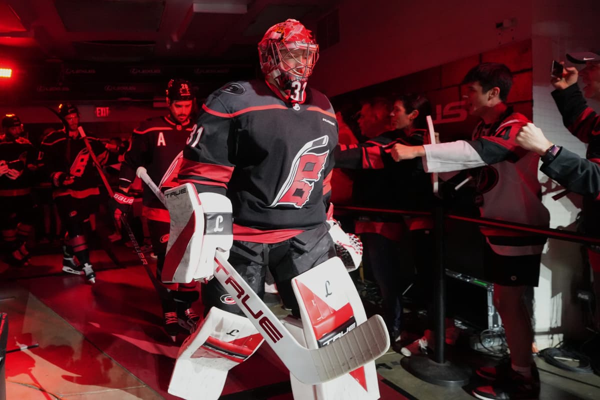 Mourning a tragedy, Hurricanes’ Andersen reaches precipice of greatness ...