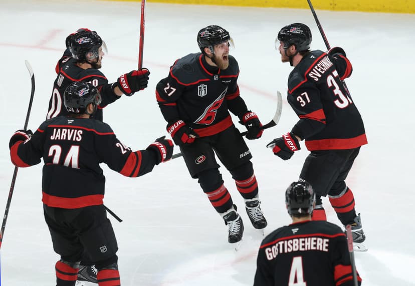 Svechnikov, Staal push Hurricanes within one win of Stanley Cup
