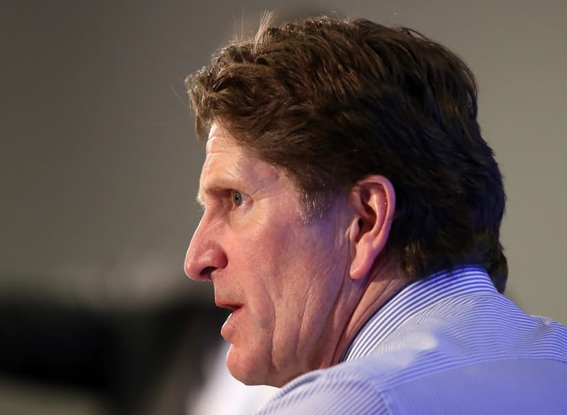 Mike Babcock cleared to coach again in the NHL after investigation